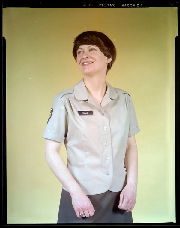 14,000 Photos of Army Uniforms and Rations from the 70s and 80s